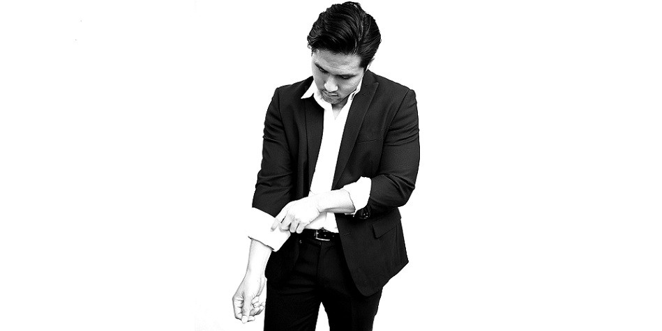 DERRICK LOCK – The Official Home of Derrick Lock